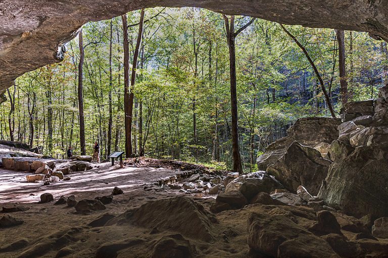 The Indian Rockhouse Trail